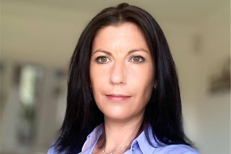 Nicola Emsley | Profiles | GRC World Forums